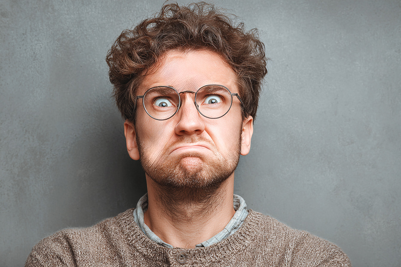 6 Signs Someone Has Low Emotional Intelligence - Techmarc